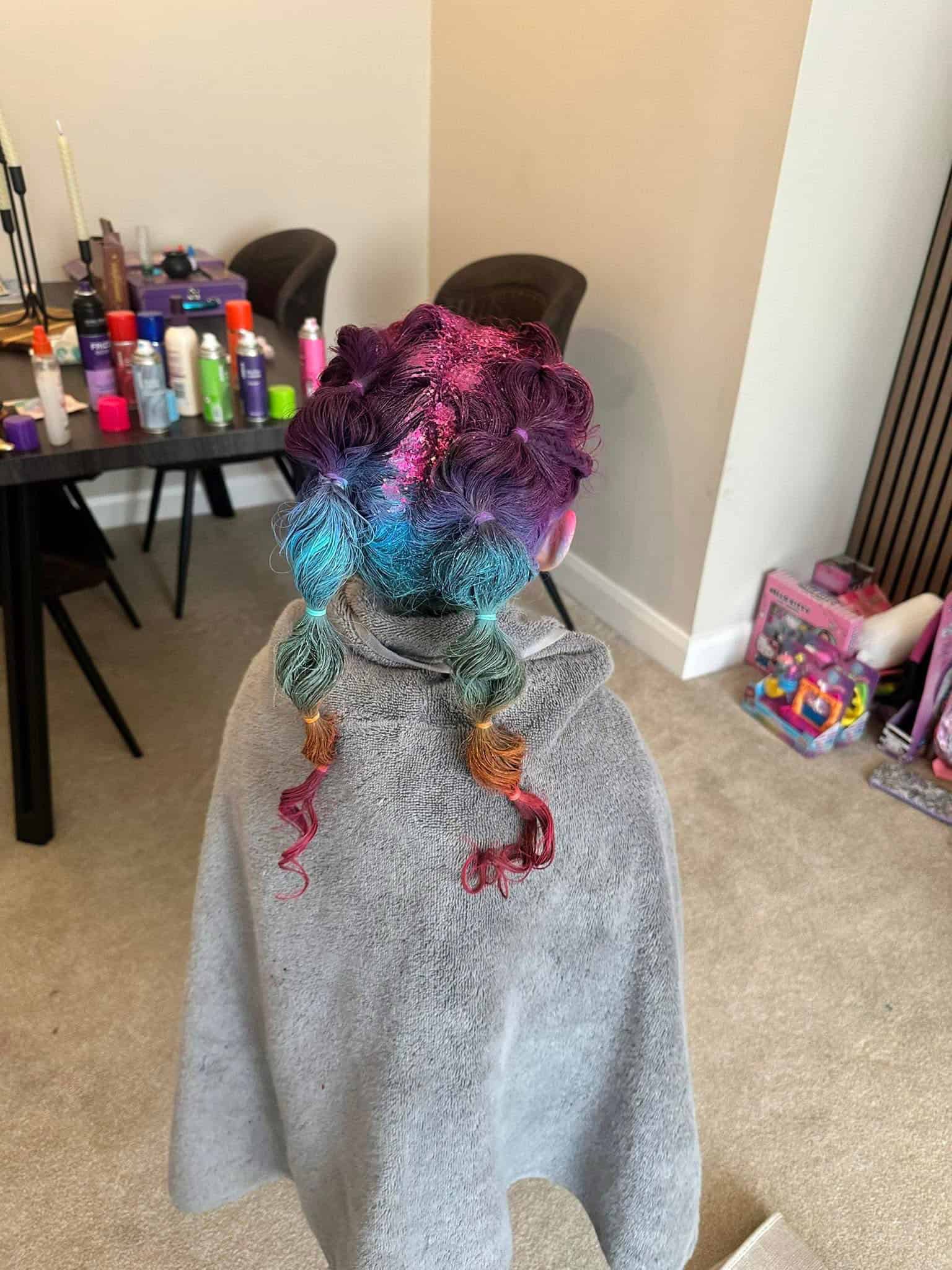 21 Crazy Hair Day Ideas for Girls That Are Easy, Wacky & Fun! - School ...