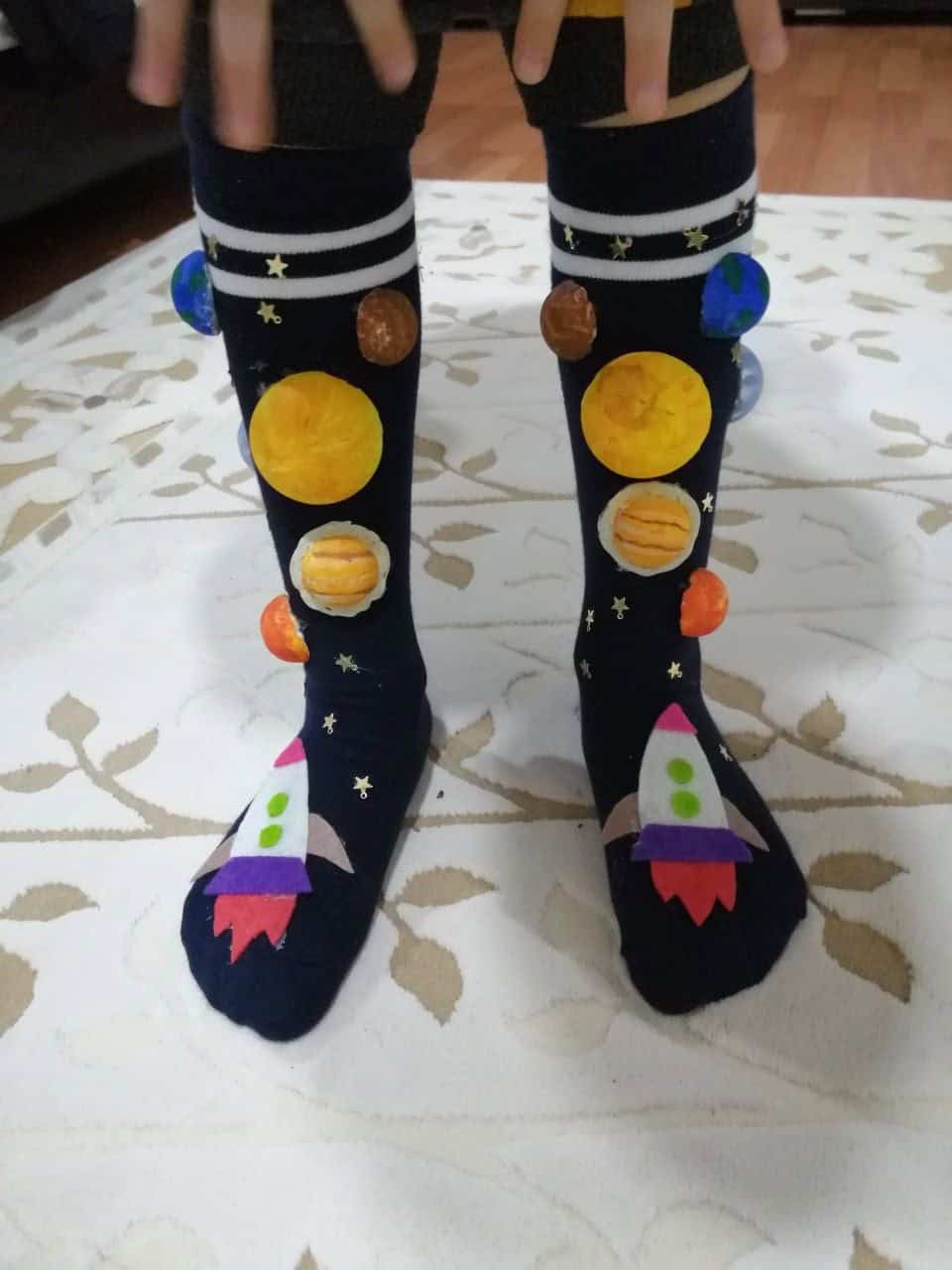 Crazy Sock Day Ideas for Boys That are Simple & Creative for Spirit ...